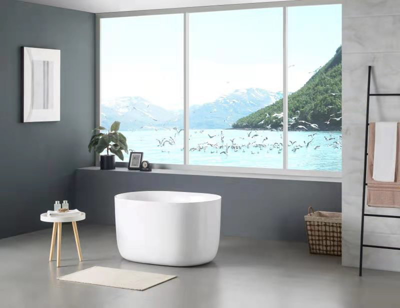 Olivia | Round 1000mm Small Freestanding Bathtub In Gloss White Finish ...